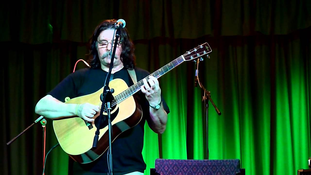 Gary Grainger at Bloozeburn Willin' - YouTube