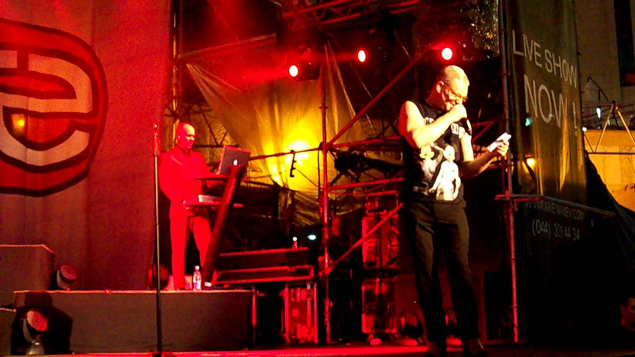 Erasure (live in Kiev) 9/07/2011 - YouTube