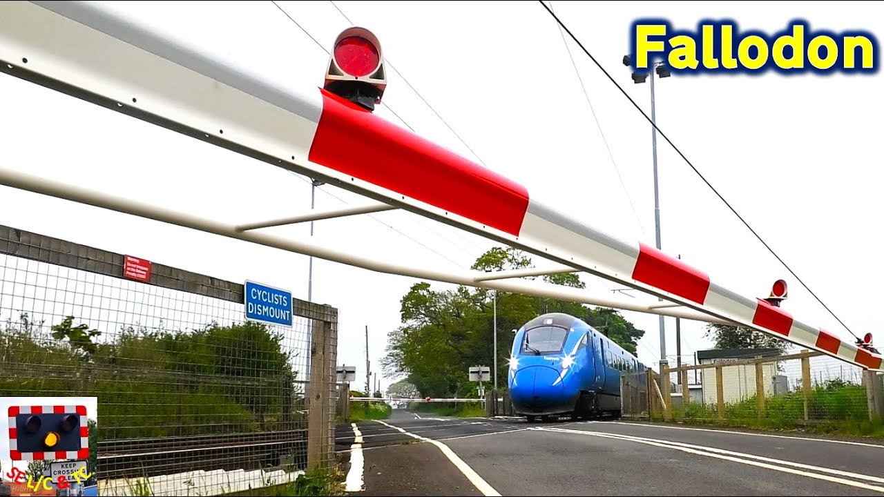 Fallodon Level Crossing, Northumberland - YouTube