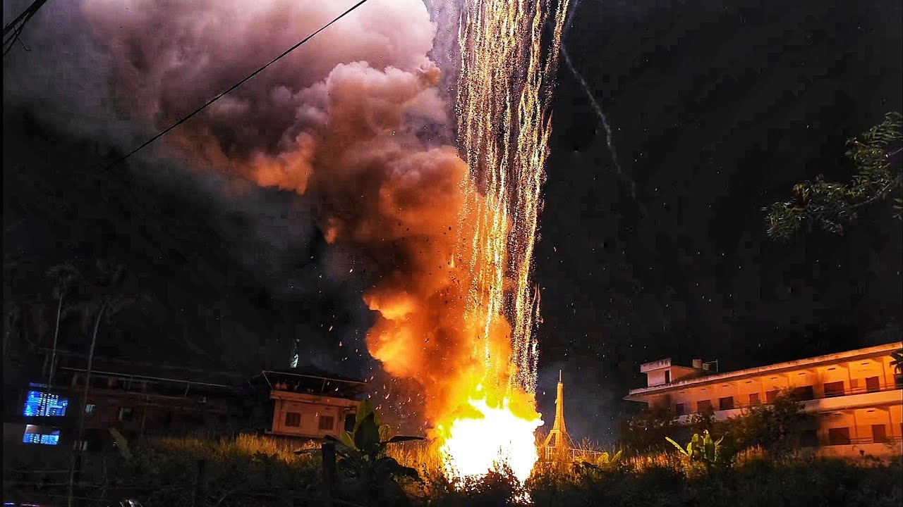 Fireworks Holy Cross Shrine Church Mapranam 2025 - YouTube