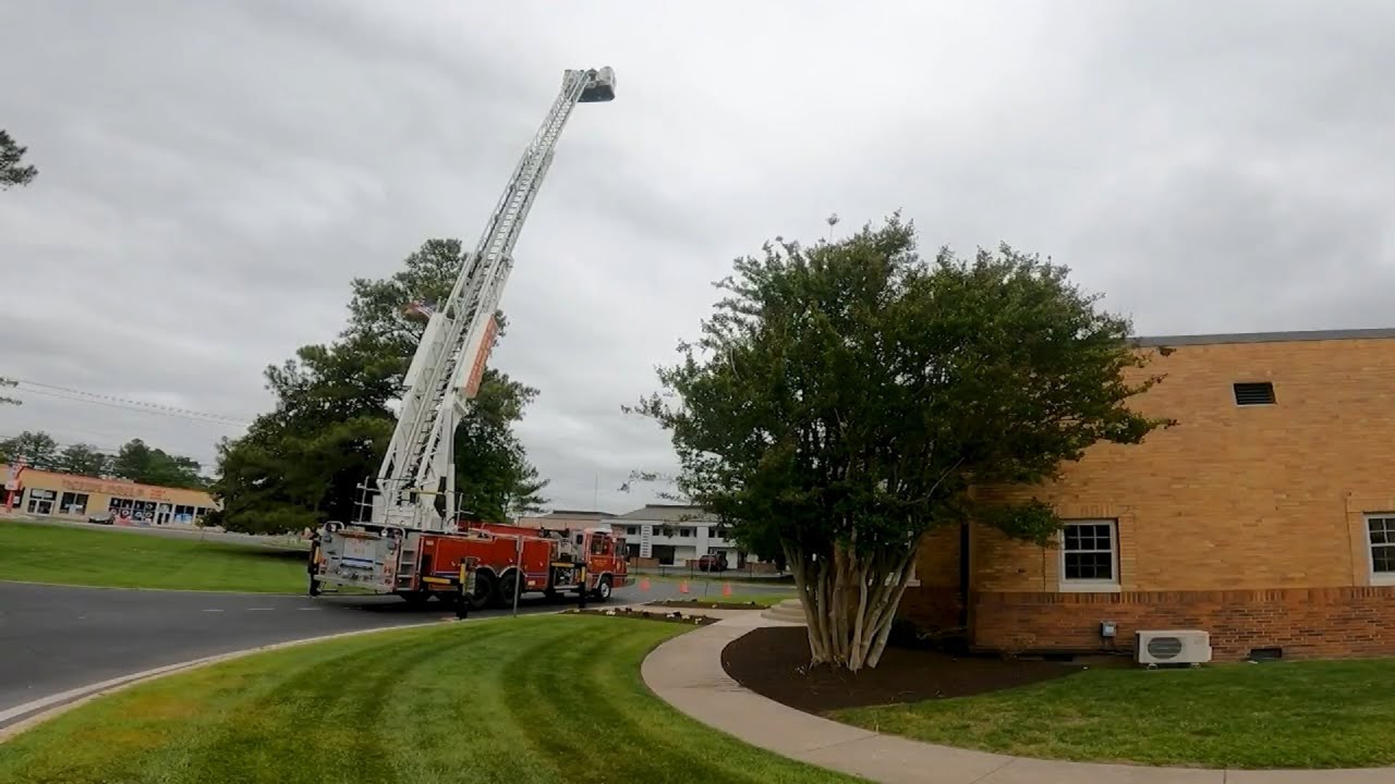 We Get a Visit From The Station 82 Ladder Truck From The Lewes Fire ...