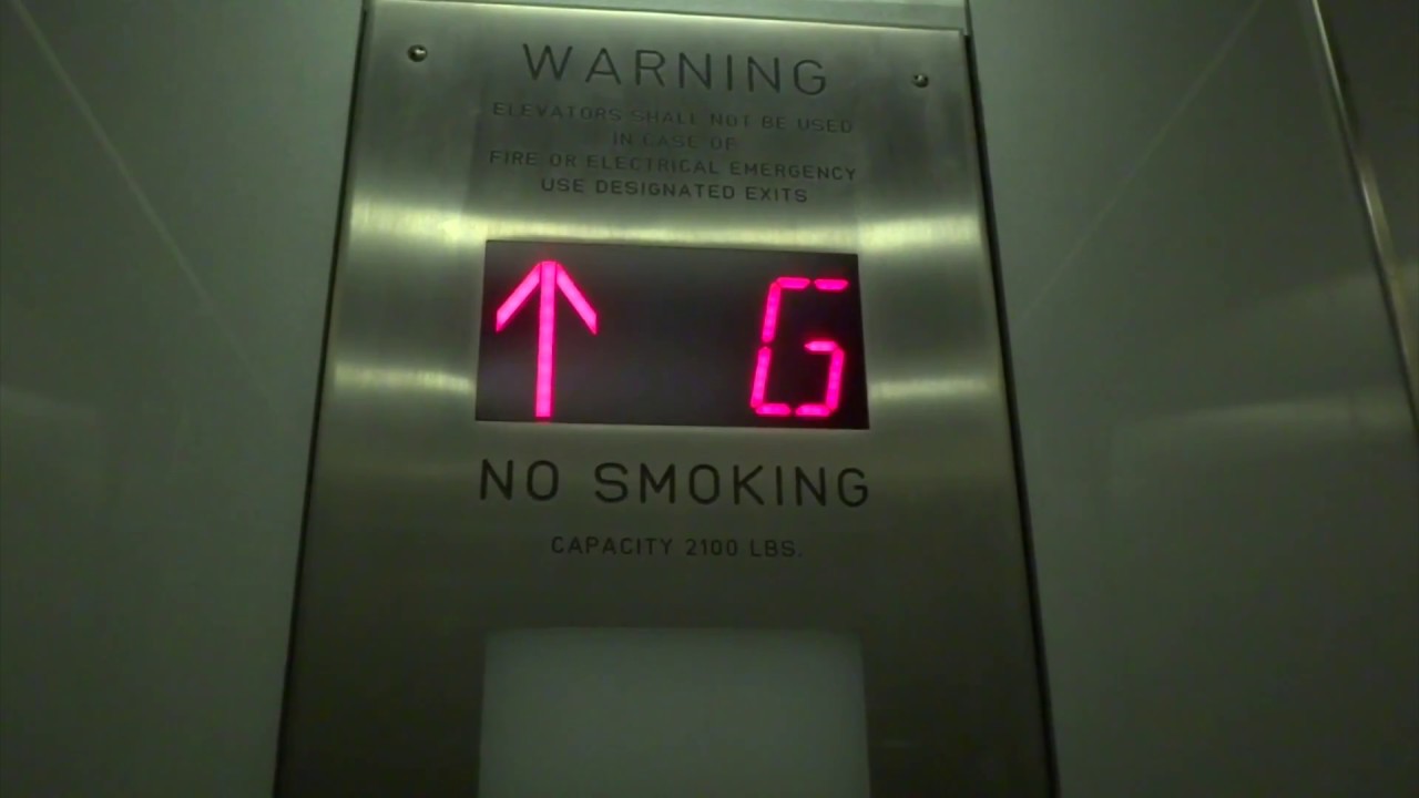 Earal Stairway Hydraulic Elevator @ Smithsonian Gallery of Art in ...