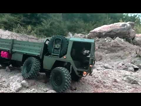 CROSS RC MILITARY TRUCK MC8 8X8 - YouTube