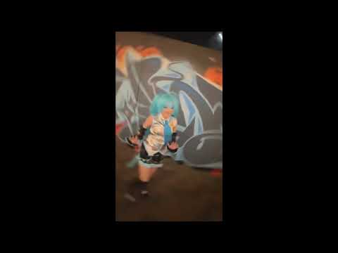 miku dancing fart style