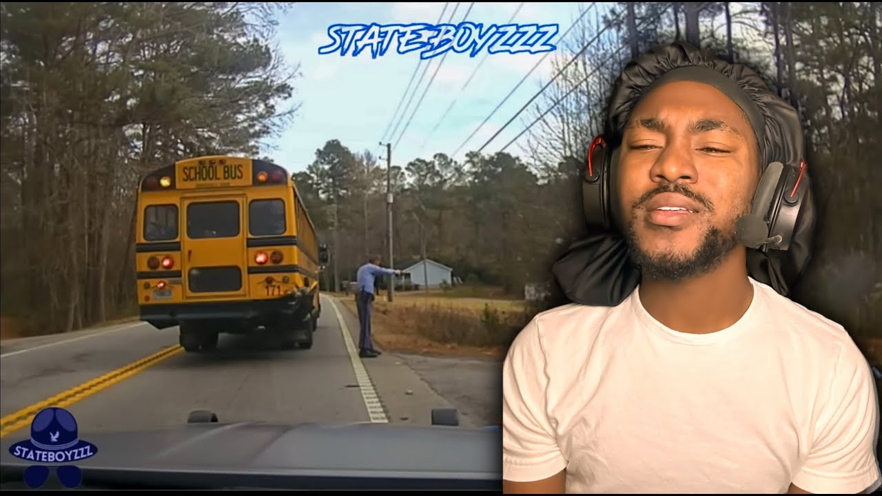 392 Scat Pack Hits School Bus Full Of Kids !! - YouTube
