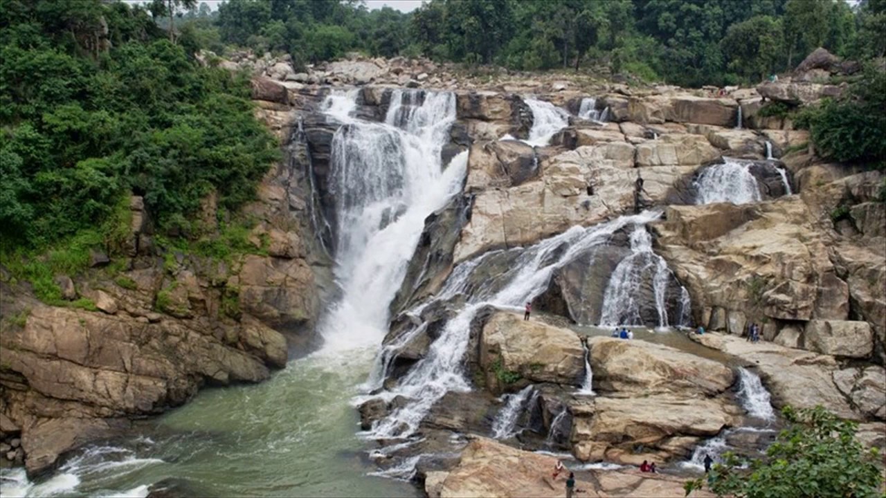 Hundru Falls, Ranchi, Jharkhand, India - YouTube