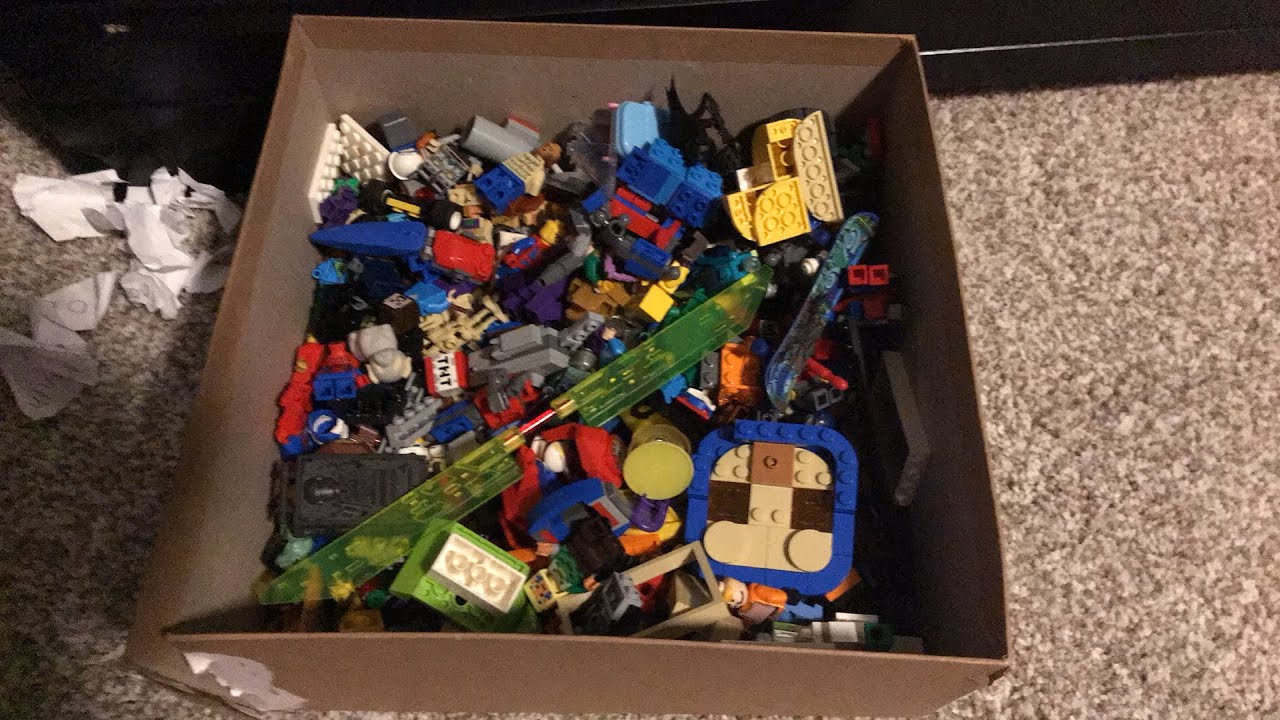 Sorting minifigures - YouTube