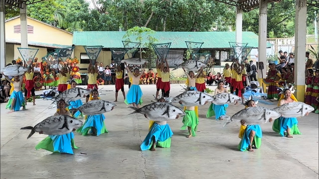 Bangus Festival Grade 7 | Champion - YouTube