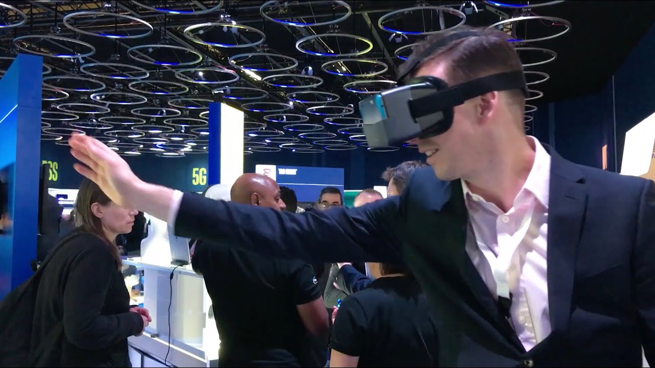 MWC 2016 Day 2: Virtual Reality Devices Go Mainstream - YouTube