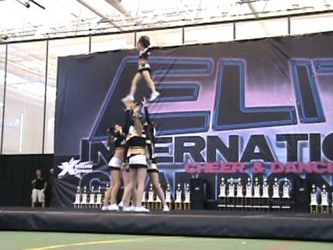 Level 5 Junior Stunt Group - YouTube