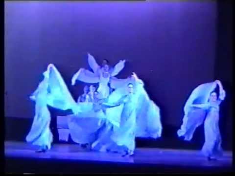 The Best Titanic Dance Ever - YouTube