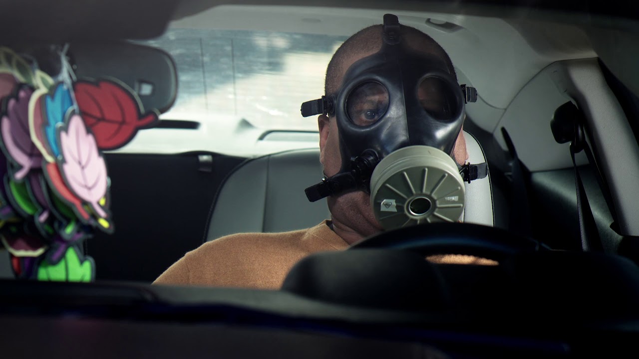City Auto – Gas Mask TV spot – Why you shouldn’t buy a car only online ...