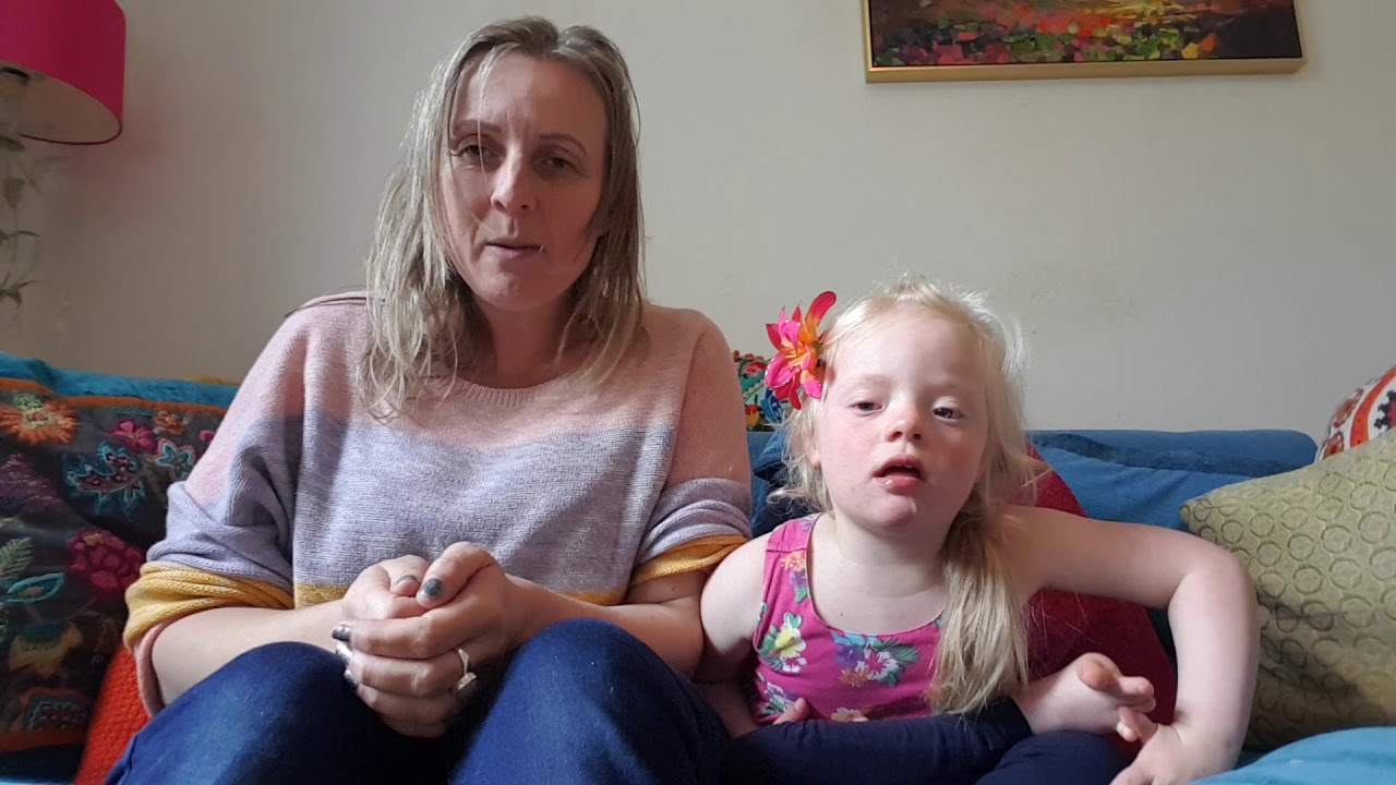 Makaton for 'patient / calm' - YouTube