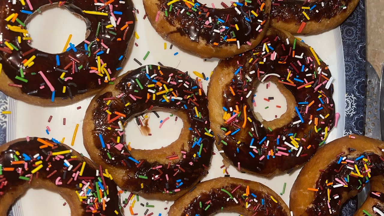 How to make donuts at home /Homemade Donuts recipe🍩 | easy to make ...