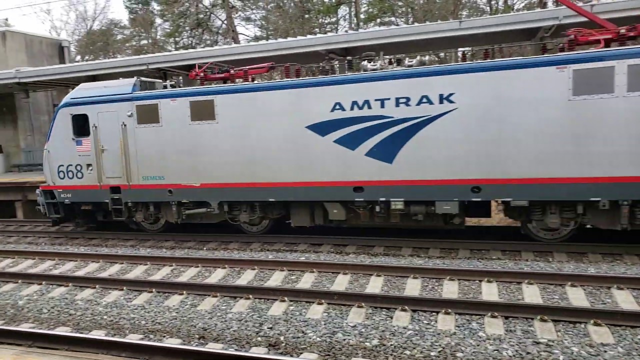AMTRAK Northeast Regional at BWI Amtrak Station - YouTube
