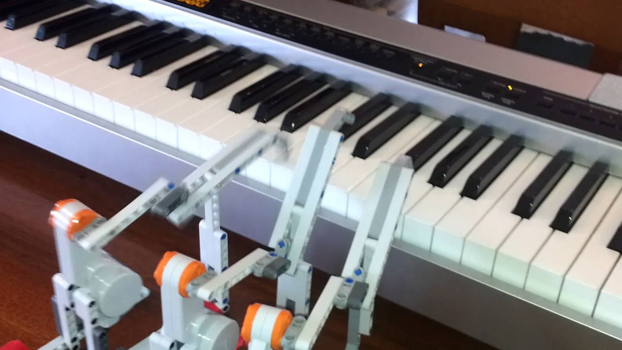 BotPianista / Bot Plays Piano - YouTube