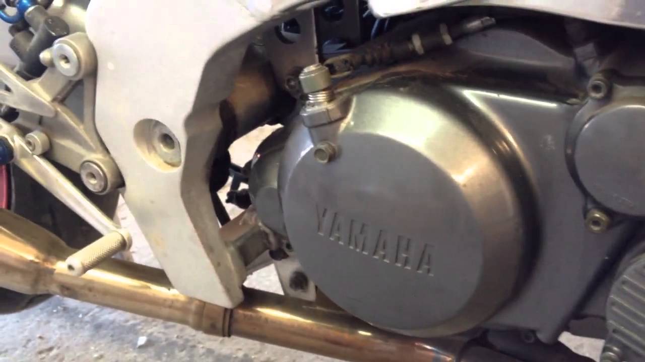 NEW-OLD YAMAHA SZR 660 SUPERSINGLE - YouTube