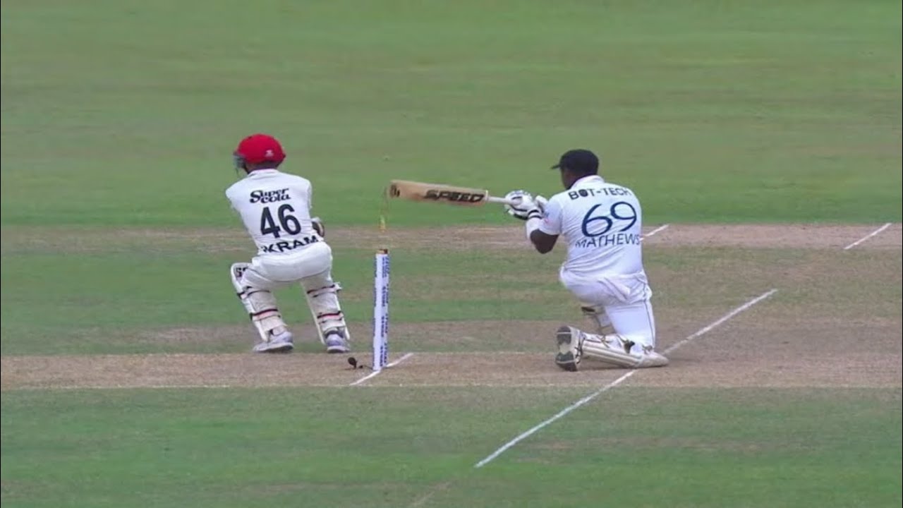 Mathews out by Hit Wicket at 141 - YouTube