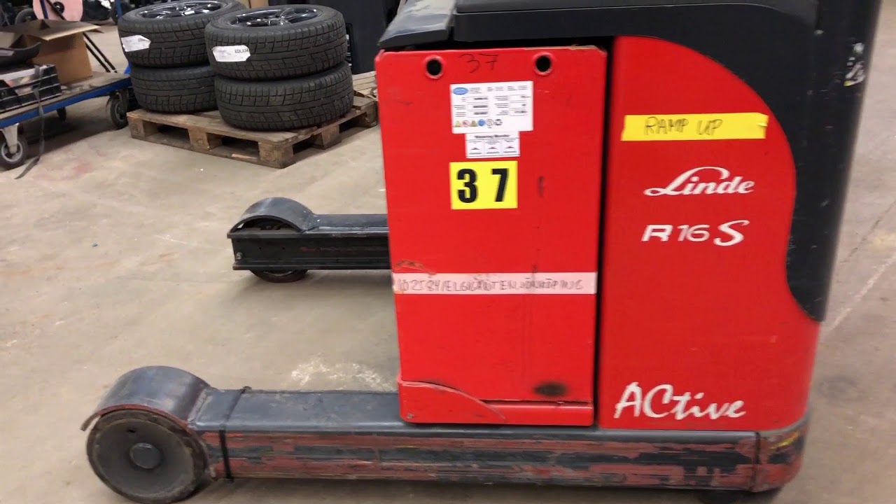 Linde Truck R16S - YouTube