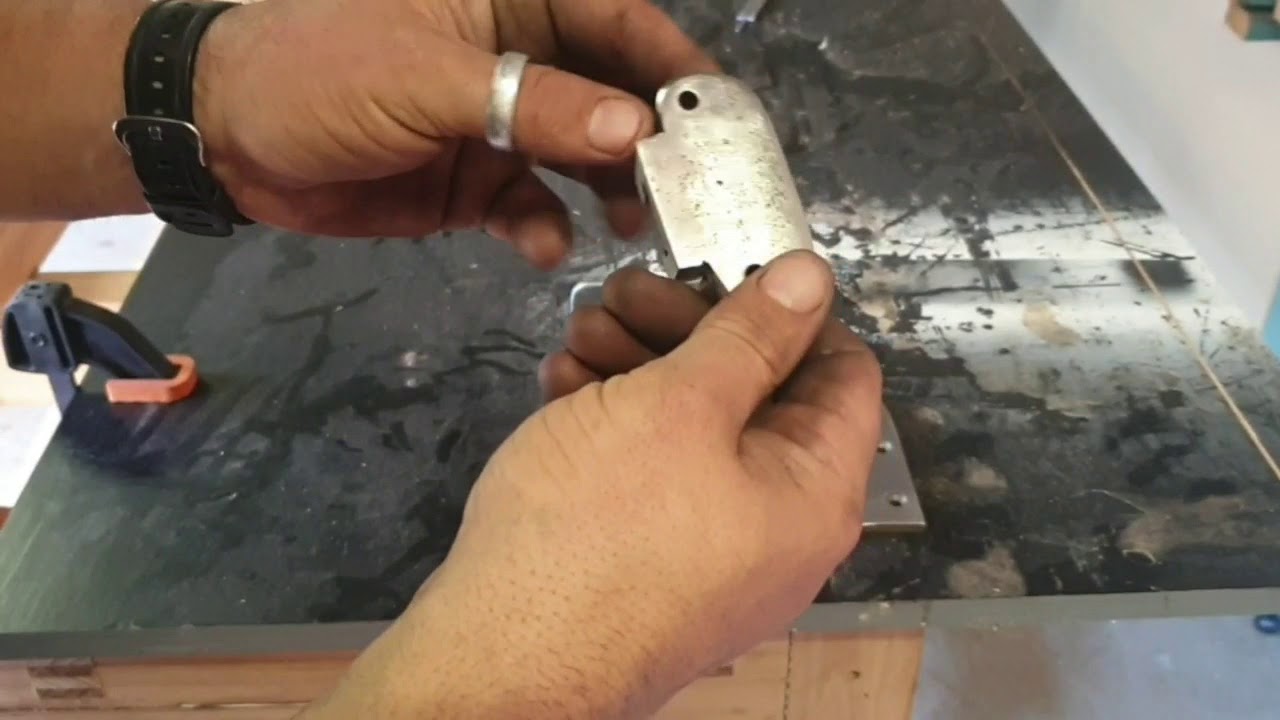 Workbench build NO.6 - Installing the tail vise - YouTube