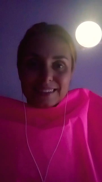 Cidia Luize ~ A gente precisa de amor ~~ Eu, dublando, 12/11/2025 - YouTube