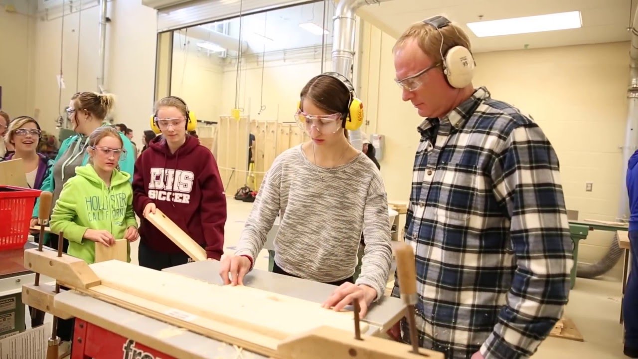 2015 Teaching and Learning Showcase - YouTube