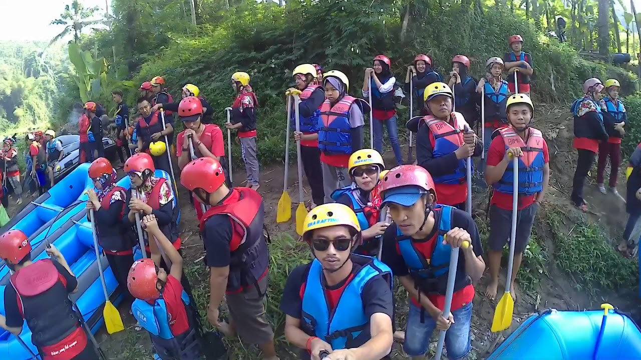 Persiapan Rafting Kali Ello, Puskesmas Pucakwangi 1 - YouTube
