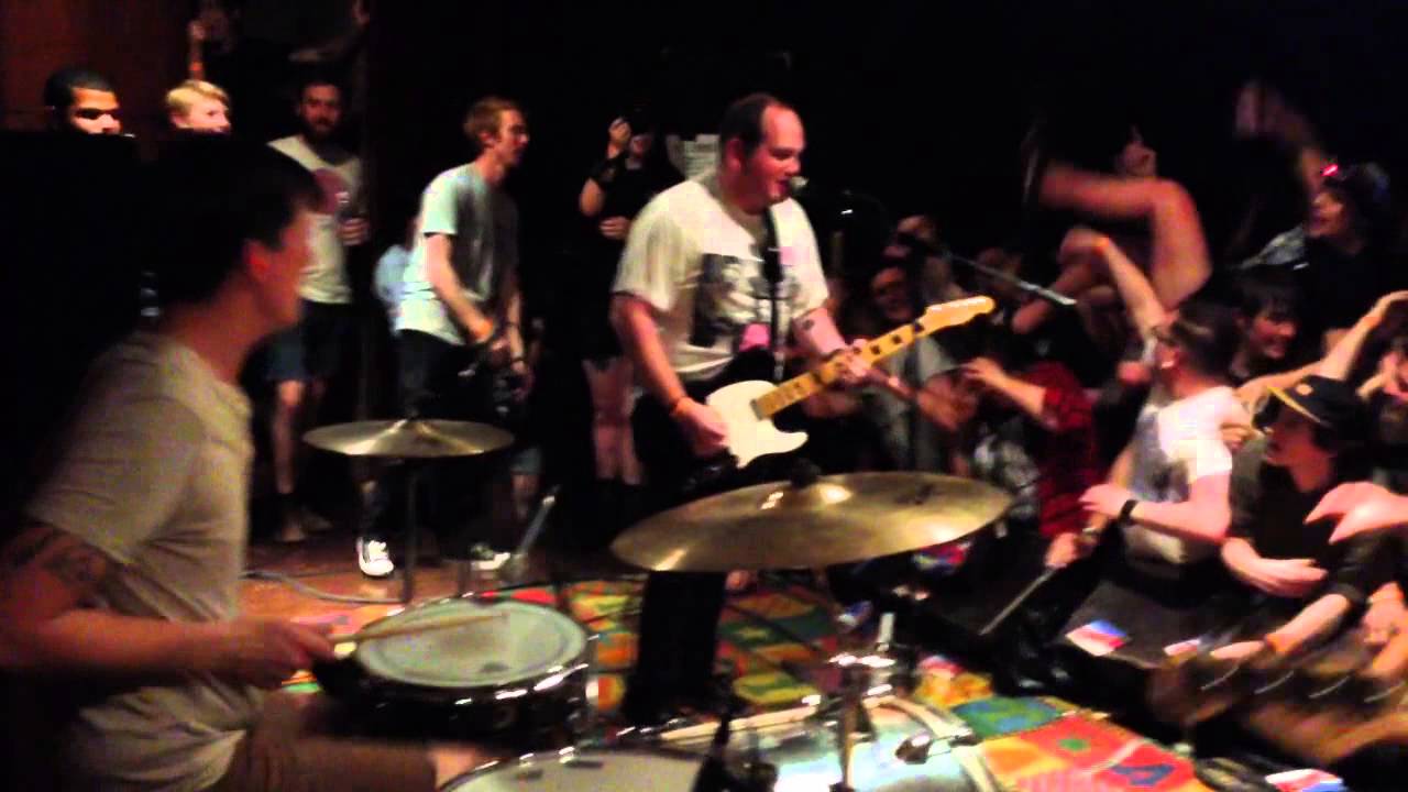 Spraynard - I Care Not (Philadelphia reunion show) - YouTube
