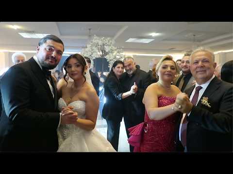 Paris’te Caroline & Derviş Mendes Çifti İçin Masalsı Pazarcıklılar Düğünü