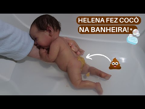 HELENA FEZ 💩 NA BANHEIRA 😱 BEBÊ REBORN DE SILICONE SÓLIDO!
