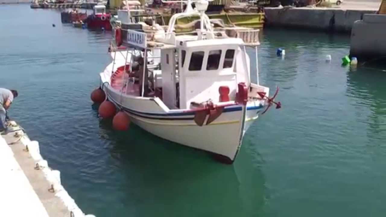 Τρεχαντηρι ΣΑΧΑΡΑ στο λιμάνι του Ηρακλειου - YouTube