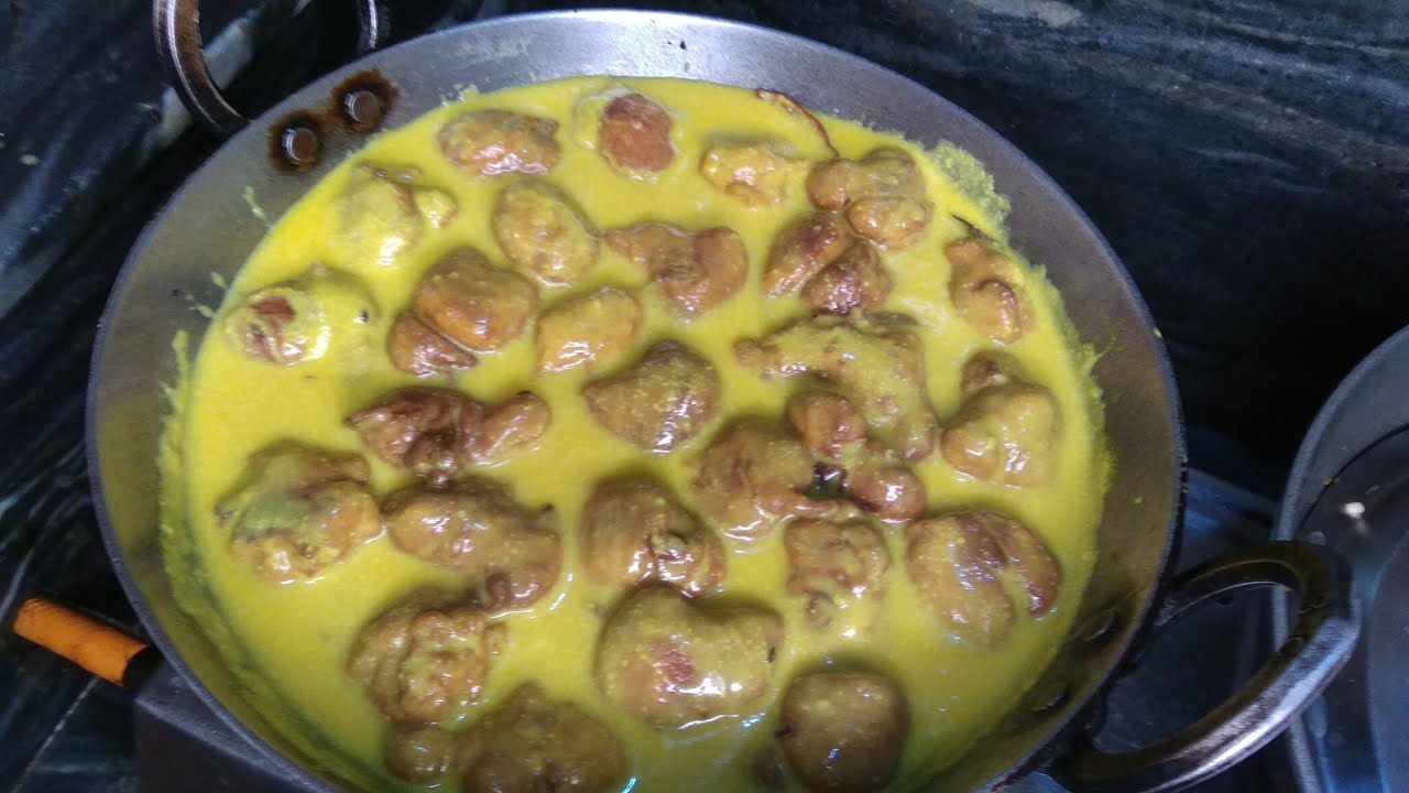 How to make kadhi badi at home.घर पर कढ़ी बड़ी कैसे बनाते हैं. Kadhi ...