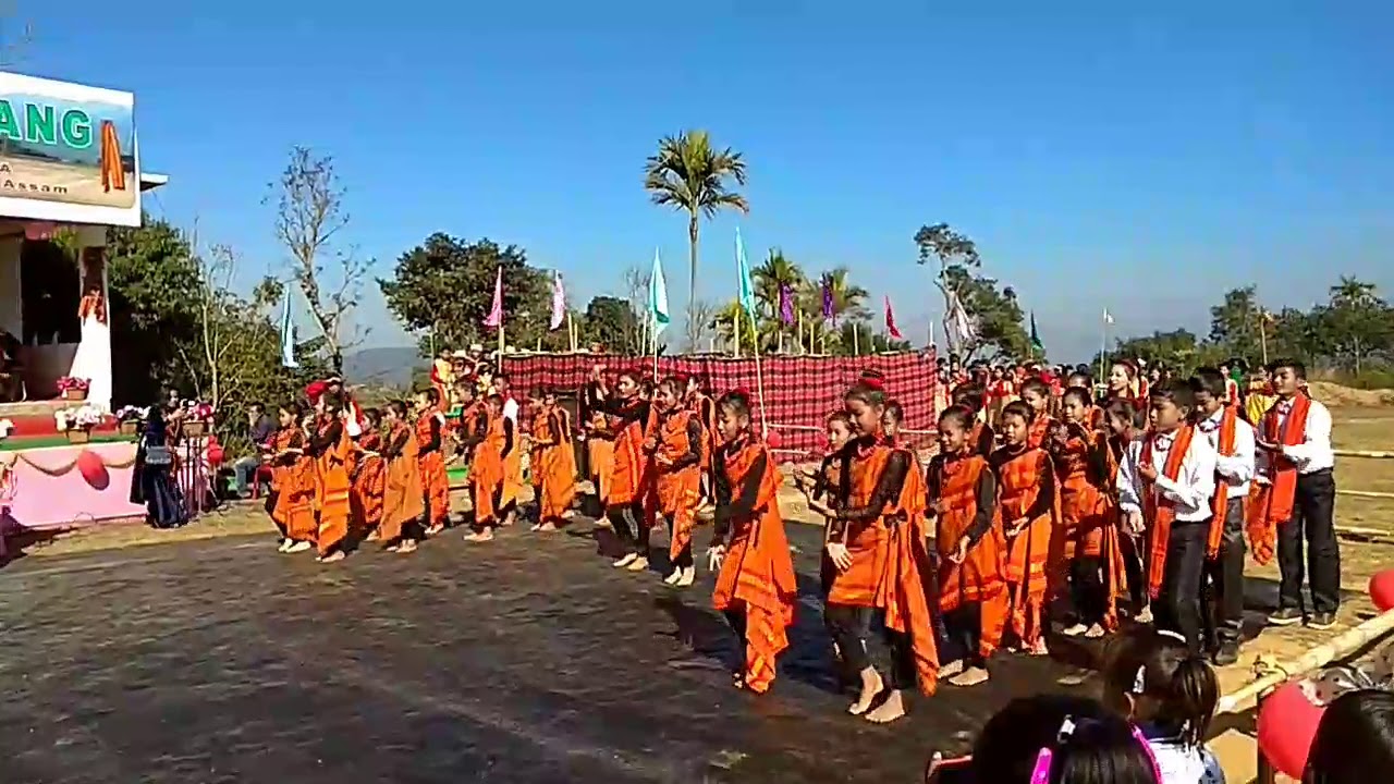 Jaintia group traditional dance - YouTube