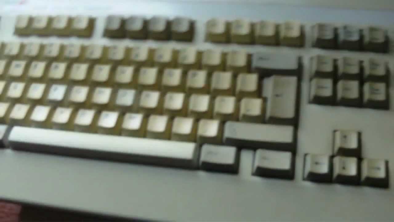 Amstrad PC2386 Keyboard and the Amstrad PC4386SX - YouTube