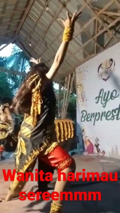 ATRAKSI TARI LUNDOYO~Sanggar lang lang buana. - YouTube