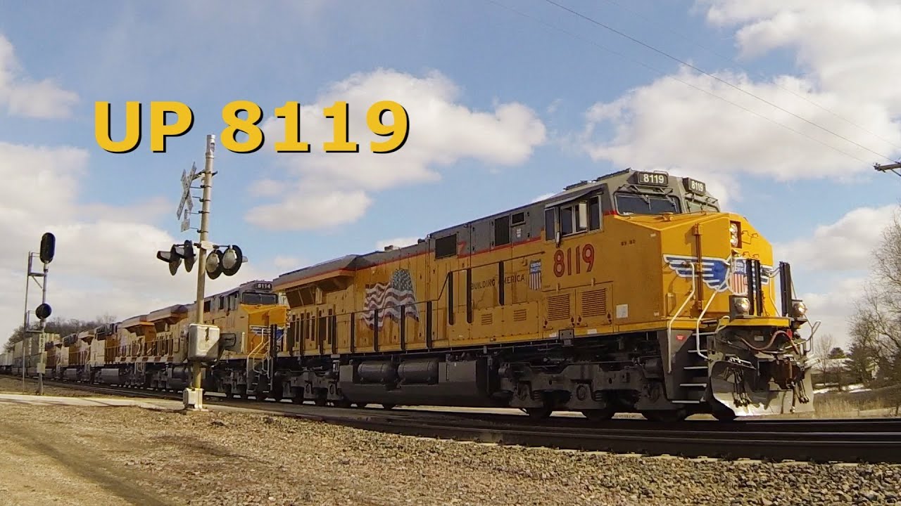 UP 8119 West - Five New GE ES44AC Engines on 3-25-2014 - YouTube