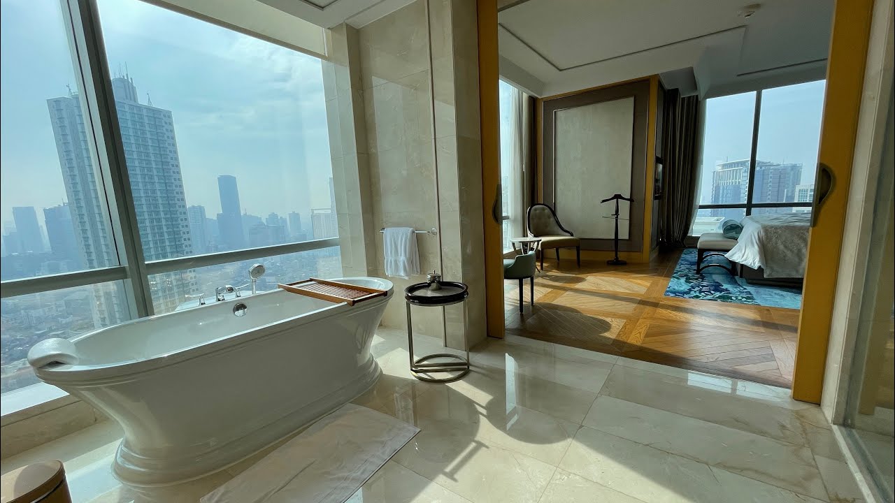 202207 Raffles Hotel Jakarta / 25F Artist Suite Review - YouTube