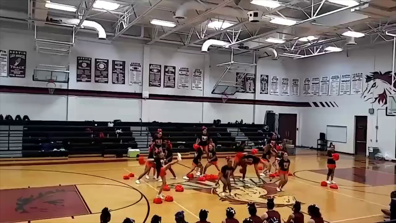 Travis Middle School viewing at Irving ISD Cheer Stunt Camp for ...