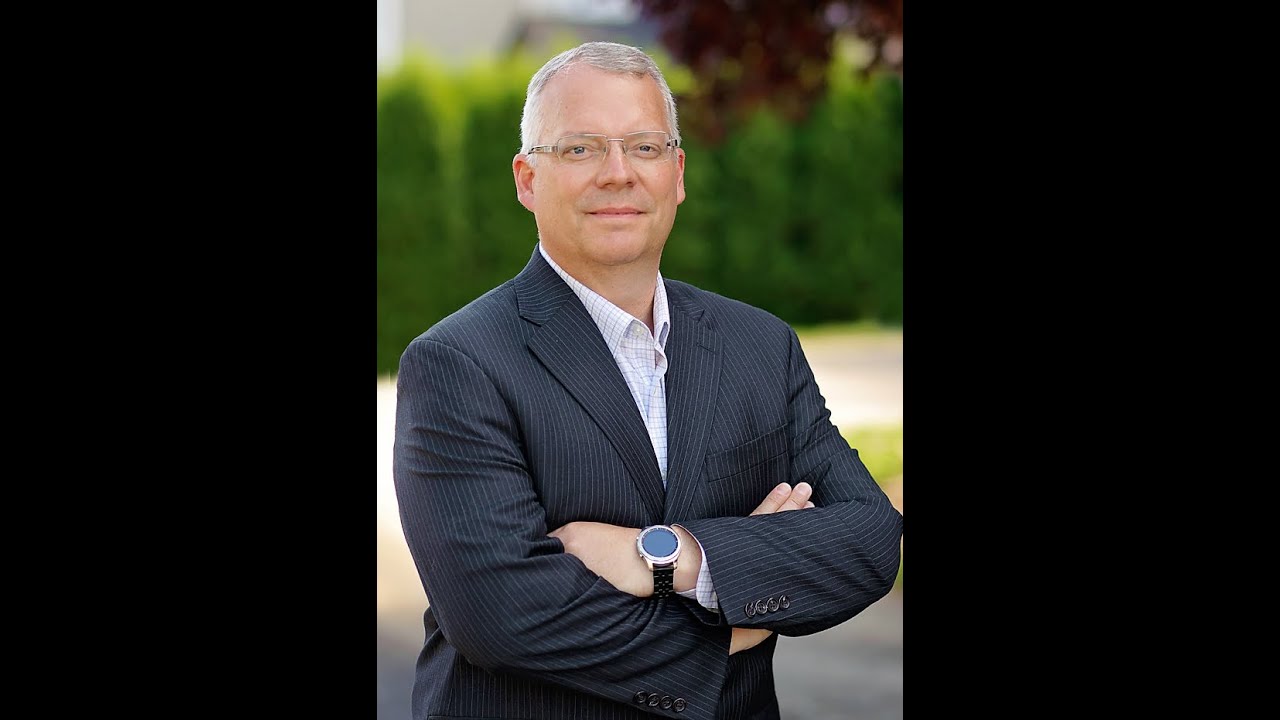 The BOB Happy Hour with Lynn Sheehan - YouTube