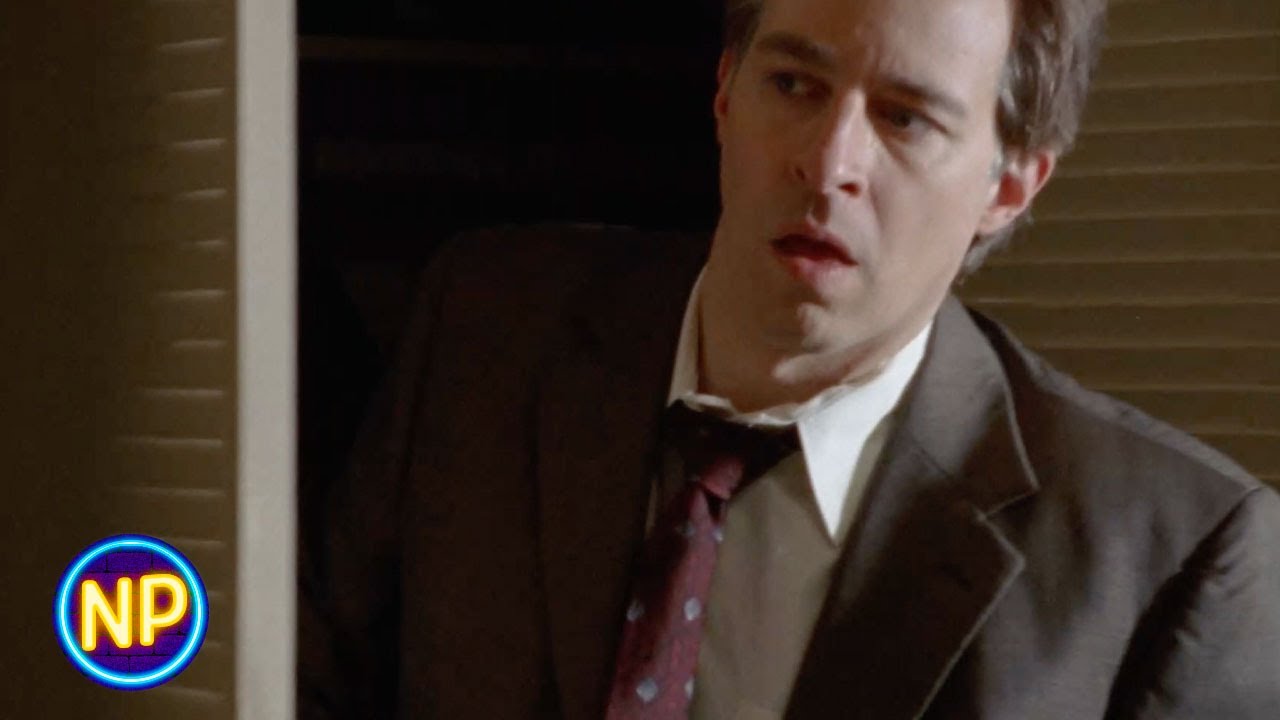 Dutch Hides in a Serial Killer's Closet | The Shield Season 5 Episode 6 ...