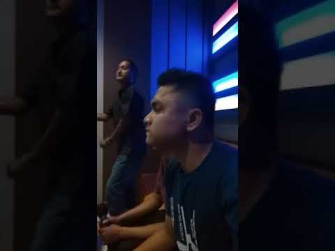 KARAOKE HOT