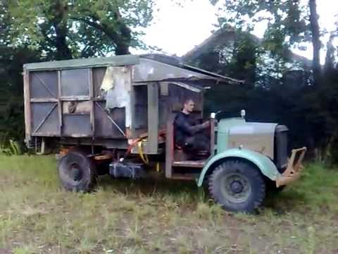 Austin K2/Y Ambulance 1939.mp4 - YouTube