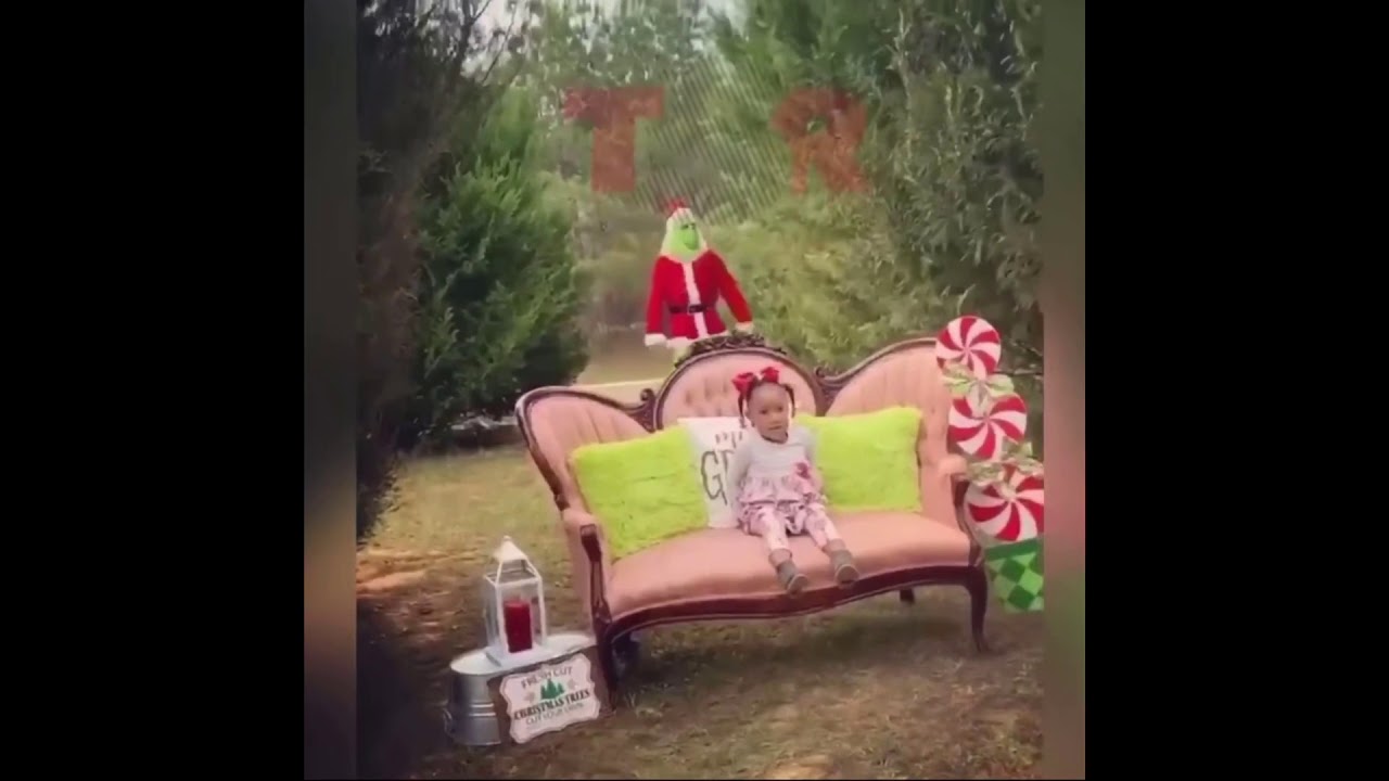 The Grinch Scare Prank - YouTube