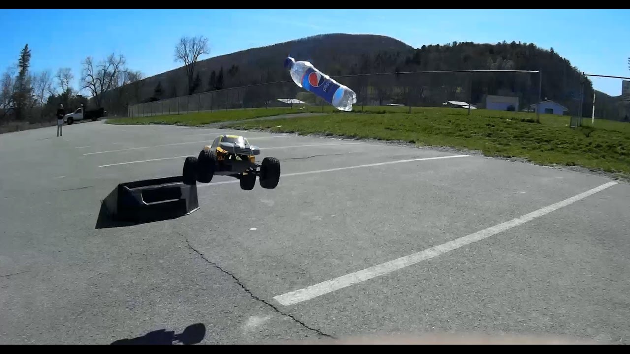 Amanda's ECX Amp MT maiden - YouTube