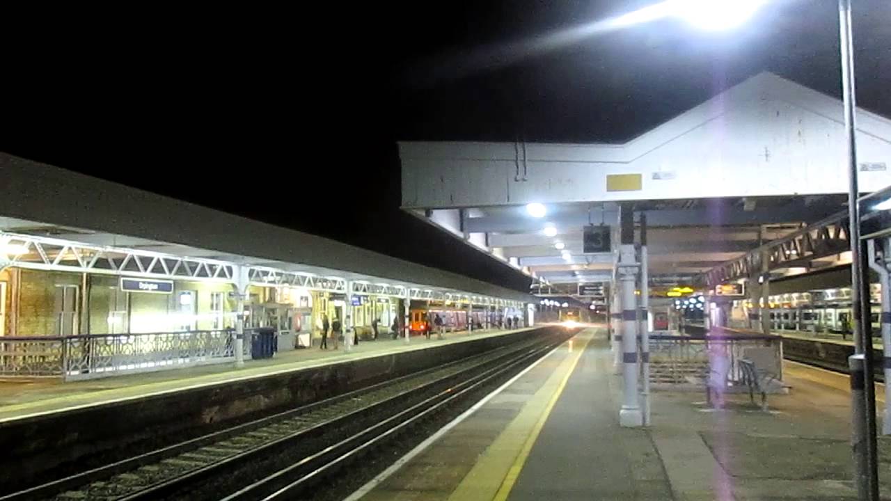 (HD) GBRF 73208/73212 Accelerate Through Orpington Towing SITT Wagons ...