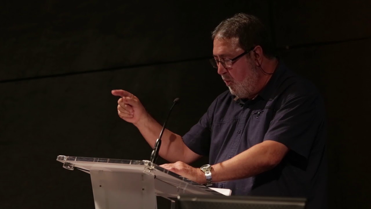 Javier Gil presenta 'La tarjeta'. IV Jornada del Autor (Bilbao, 15/09 ...