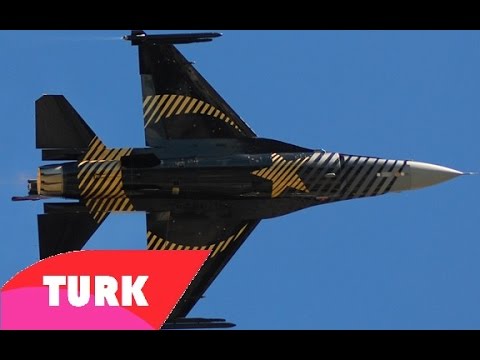 AMAZING Turkish Fighter Pilot - Solo Turk - Low Pass - Aerobatics - THE BEST PILOTS TuAF