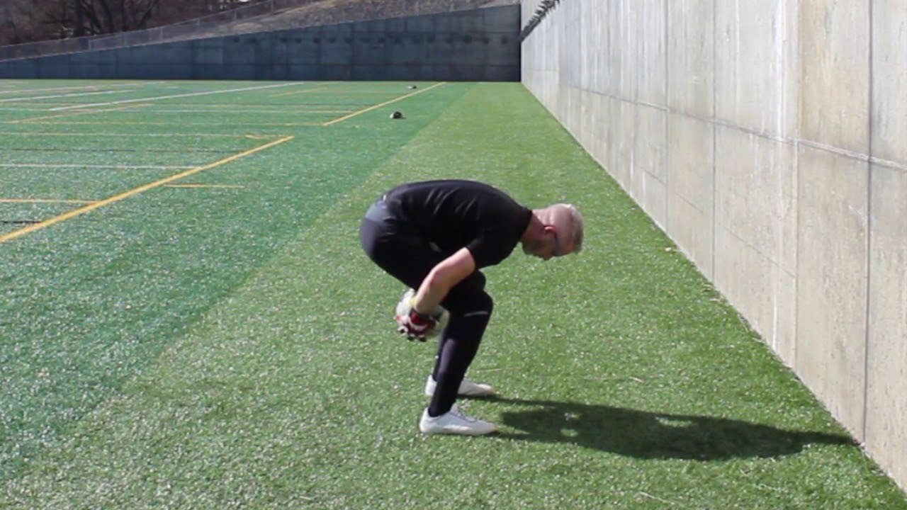 QUICK HANDS FRONT AND BACK CATCHES - YouTube
