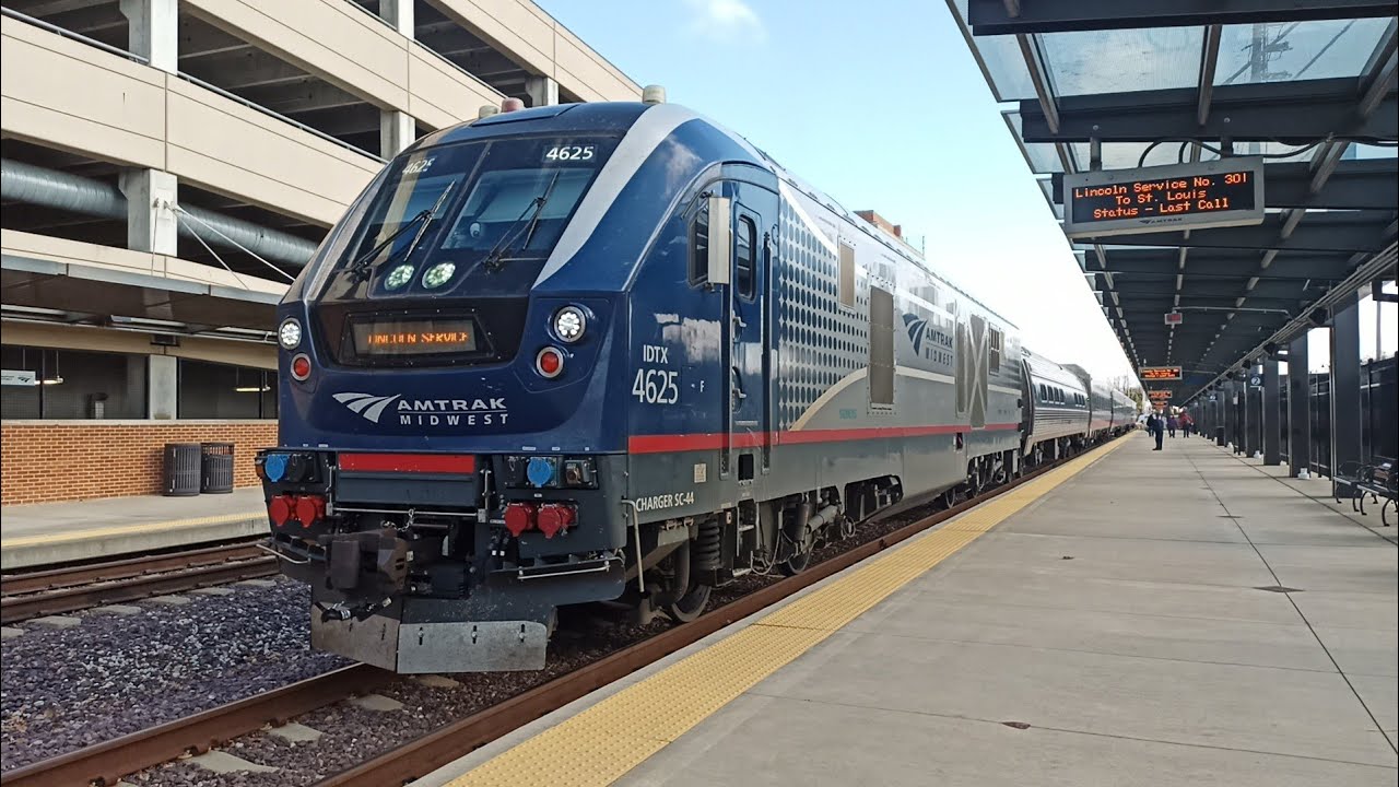 Amtrak Lincoln Service Train 301 to St Louis Departing Bloomington ...