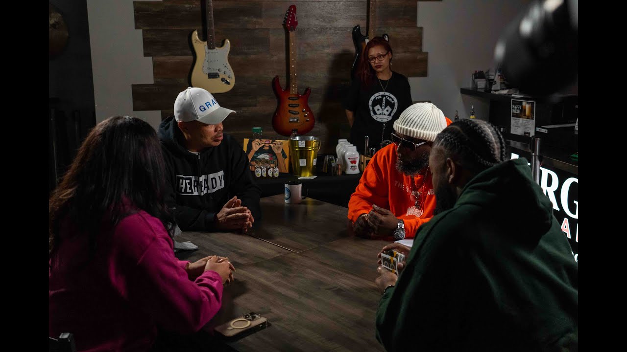 The Spadez Table S3 E1 Red Grant - YouTube